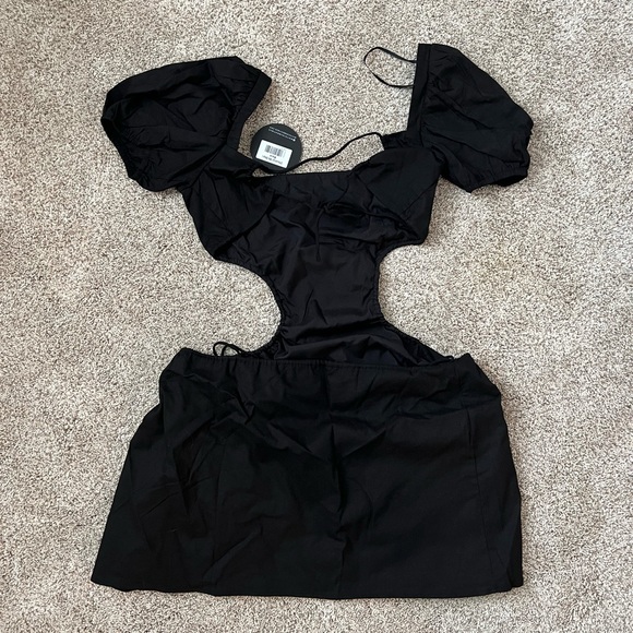 White Fox Boutique | Dresses | Black Cutout White Fox Dress | Poshmark
